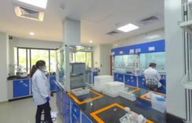 360 Degree Virtual Tour | Medicinal Chemistry Services Lab
